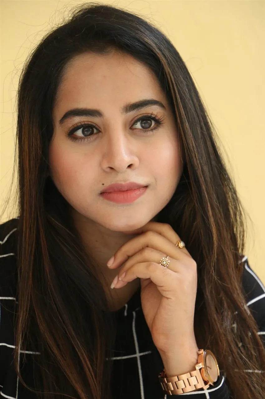 స్వాతి దీక్షిత్‌ (Swathi): సినిమాలు, వయస్సు, బయోగ్రఫీ, ఫోటోలు ...