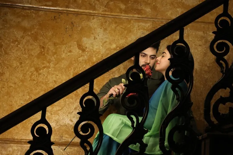 Back Door Fan Photos | Back Door Photos, Images, Pictures - FilmiBeat