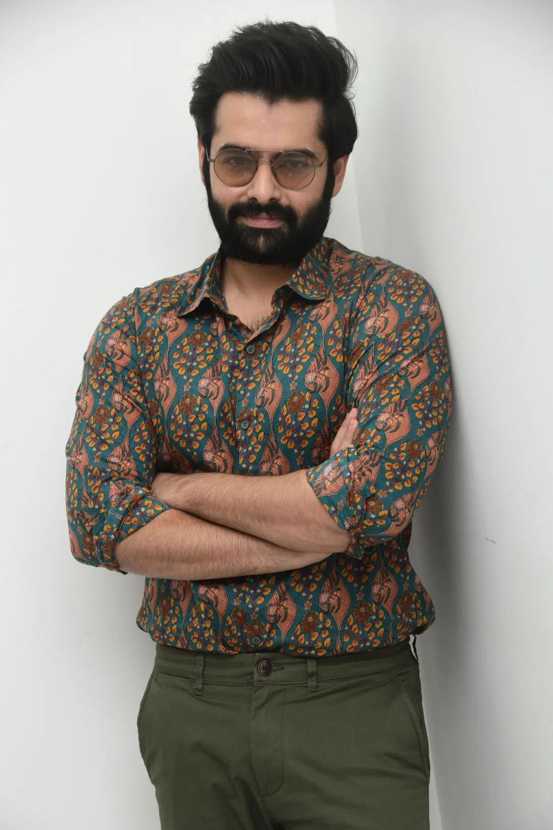 రామ్ పోతినేని (Ram Pothineni): సినిమాలు, వయస్సు, బయోగ్రఫీ, ఫోటోలు ...