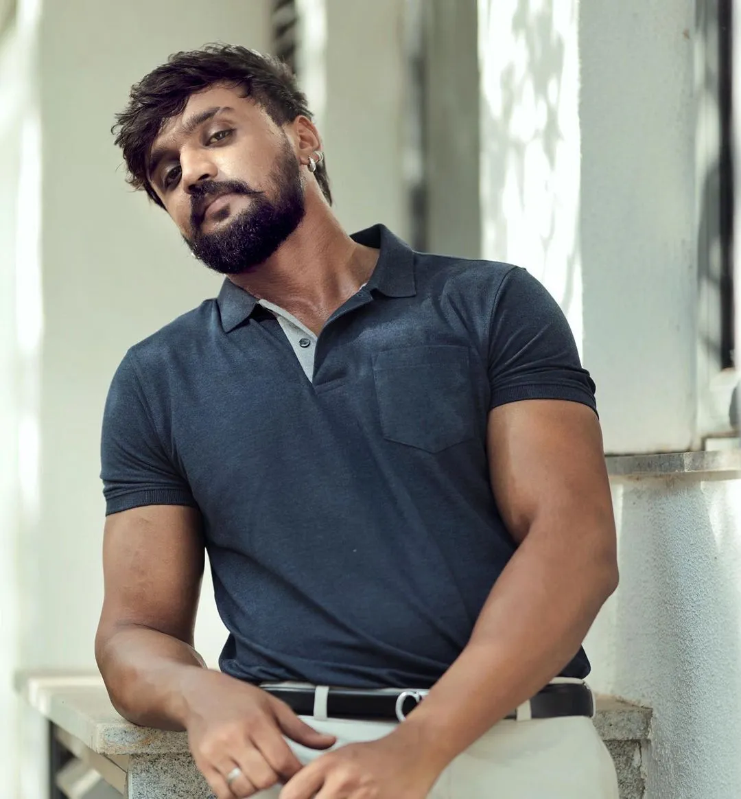 ಧನ್ವೀರ್ ಗೌಡ (Dhanveer): ಚಲನಚಿತ್ರಗಳು, ವಯಸ್ಸು, ಜೀವನ ಚರಿತ್ರೆ, ಬಯಾಗ್ರಫಿ ...