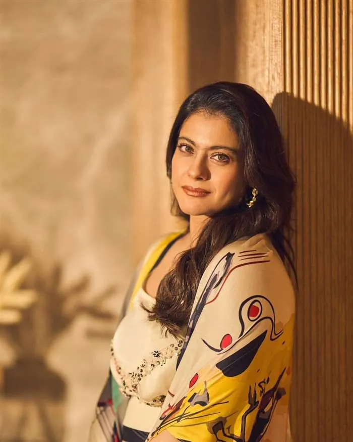 काजोल (Kajol): उम्र, मूवी, फोटो, जीवनी, तस्वीरें, फिल्म, वीडियो,परिवार ...