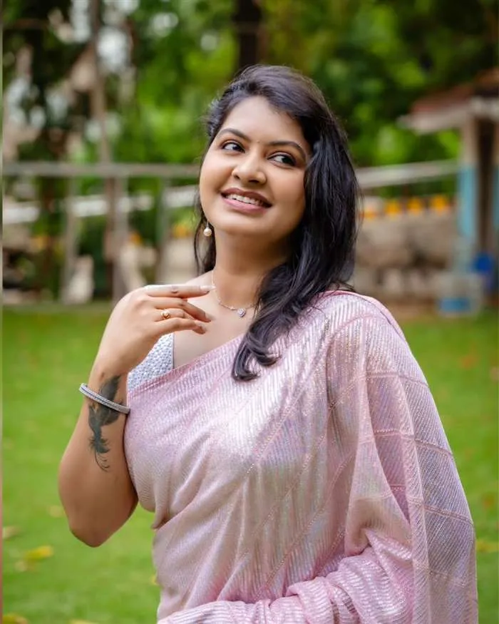 ரச்சித்தா மகாலட்சுமி (Rachitha): திரைப்படங்கள், வயது, பயோடேட்டா ...